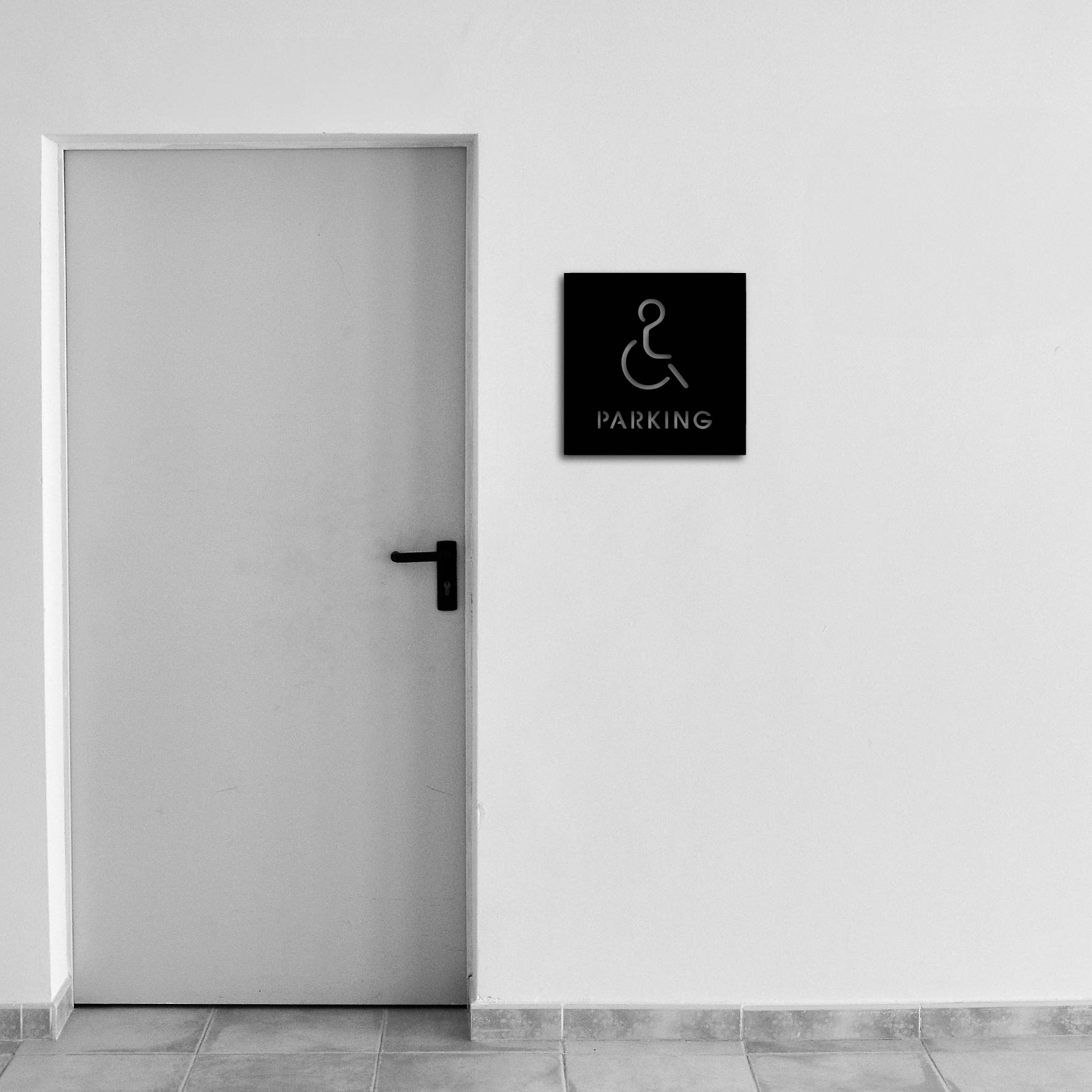 DISABLED PARKING SIGN METAL WALL ART – CS HOME